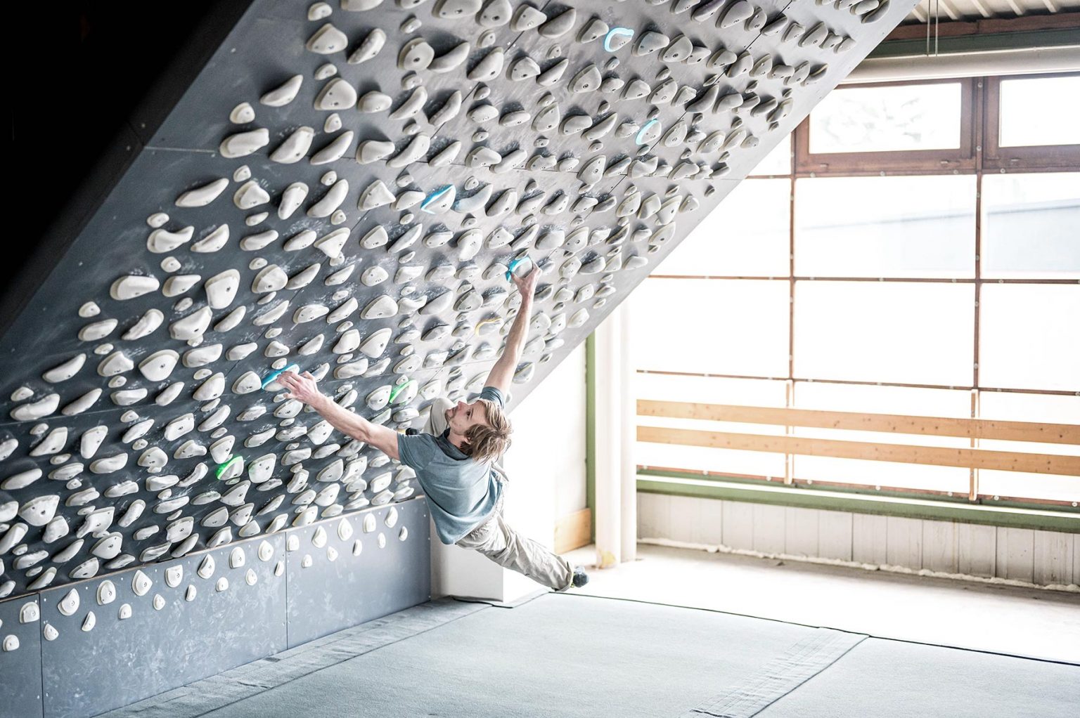 Boulderhalle Steil - Bouldern in Karlsruhe - auf 1300 Quadratmetern